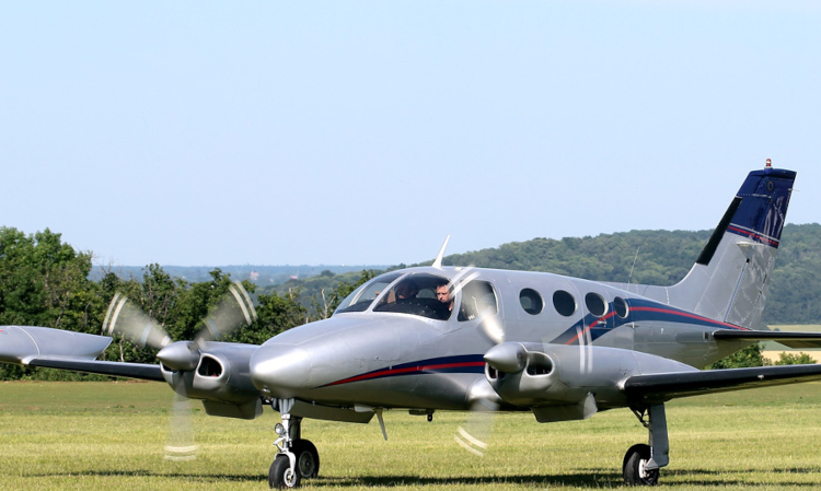 Cessna 411